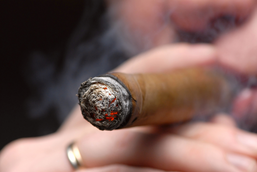Do’s and Don’ts Of Cigar Smoking « Cigars On 6th